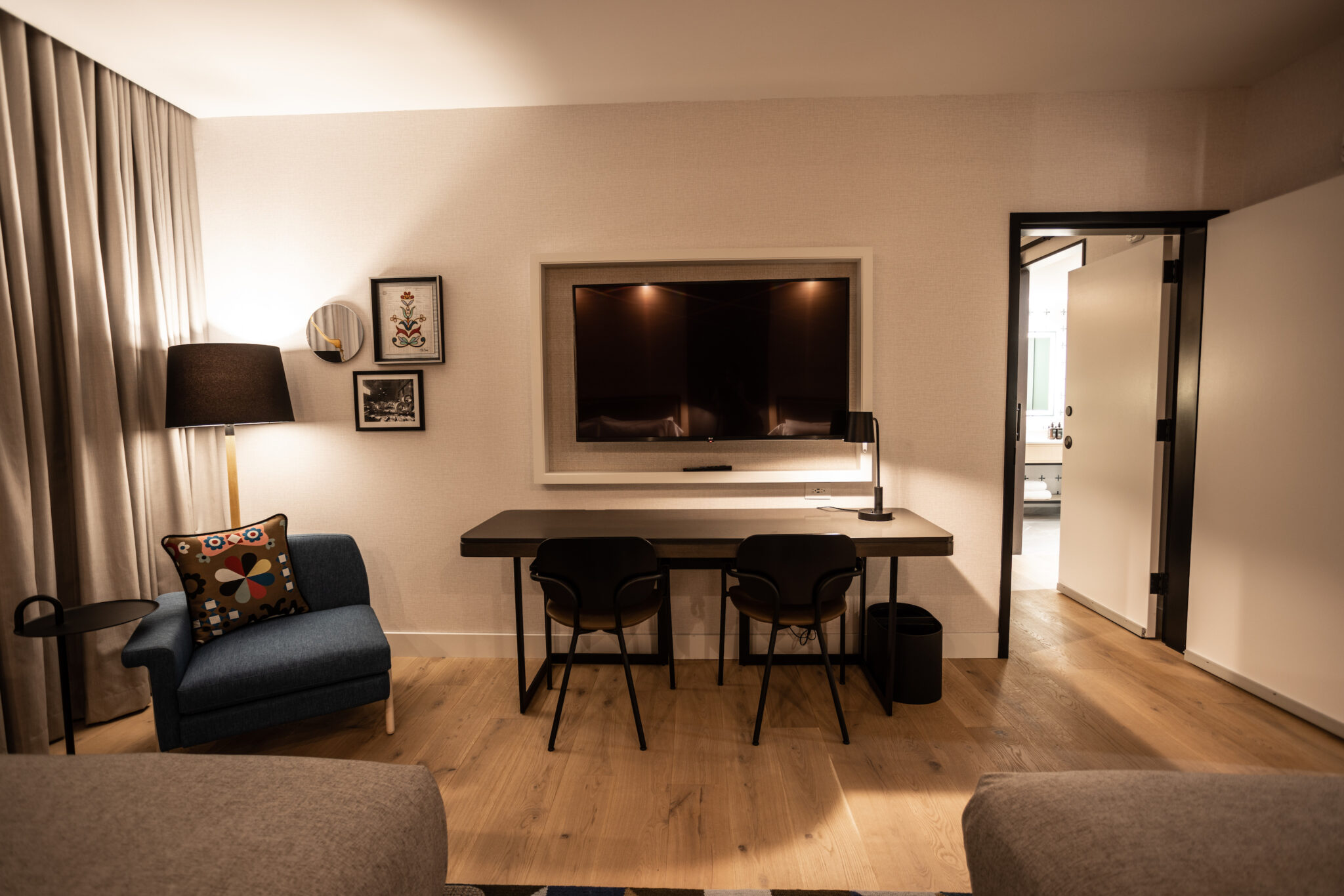 Sneak Peek: Lloyd Companies Unveils Model Hotel Rooms For New Canopy by ...